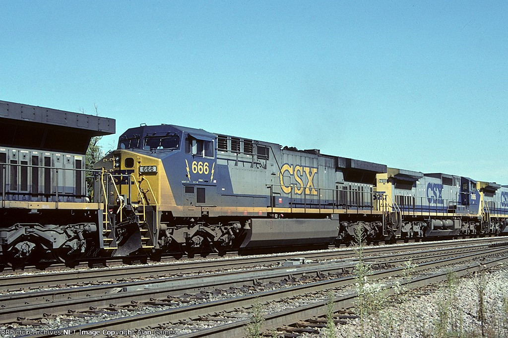 CSX AC6000 666